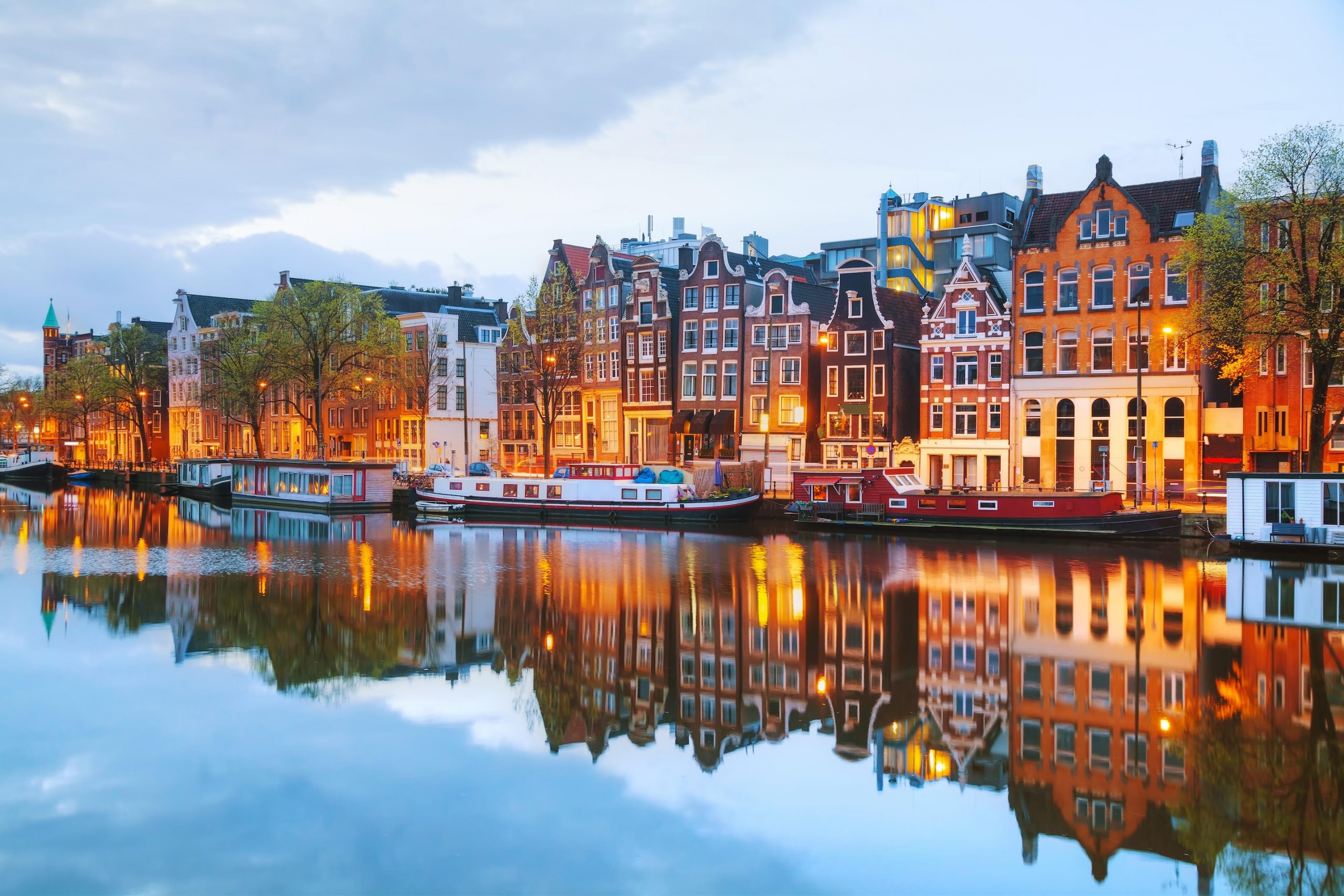 The 10 Best World’s Waterfront Cities - Awardwinningdestinations